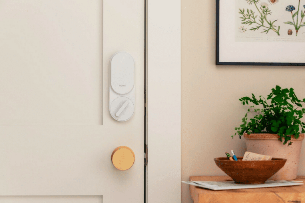 What Smart Locks Work with Simplisafe Security System? - TECH GURU GUY