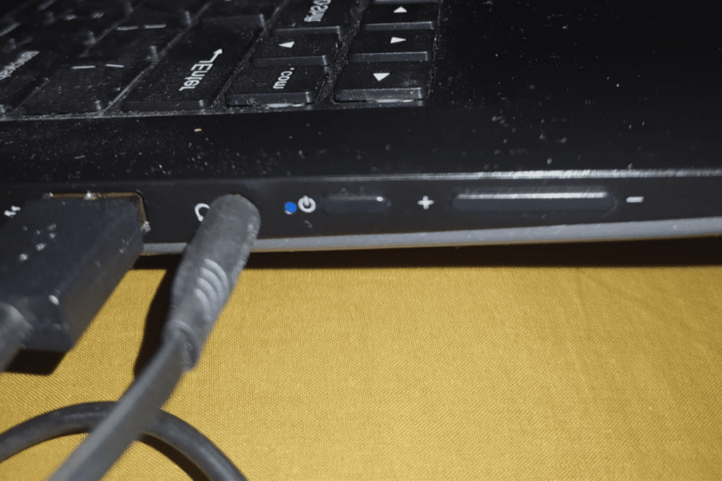 What To Do If Power Button Of Laptop Is Not Working - TECH GURU GUY