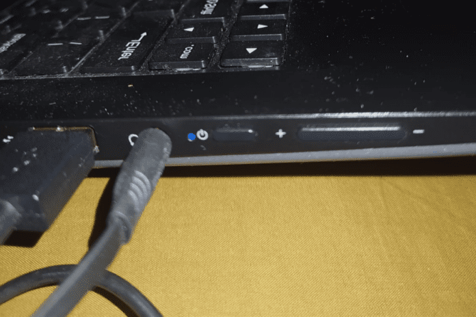 What To Do If Power Button Of Laptop Is Not Working - TECH GURU GUY